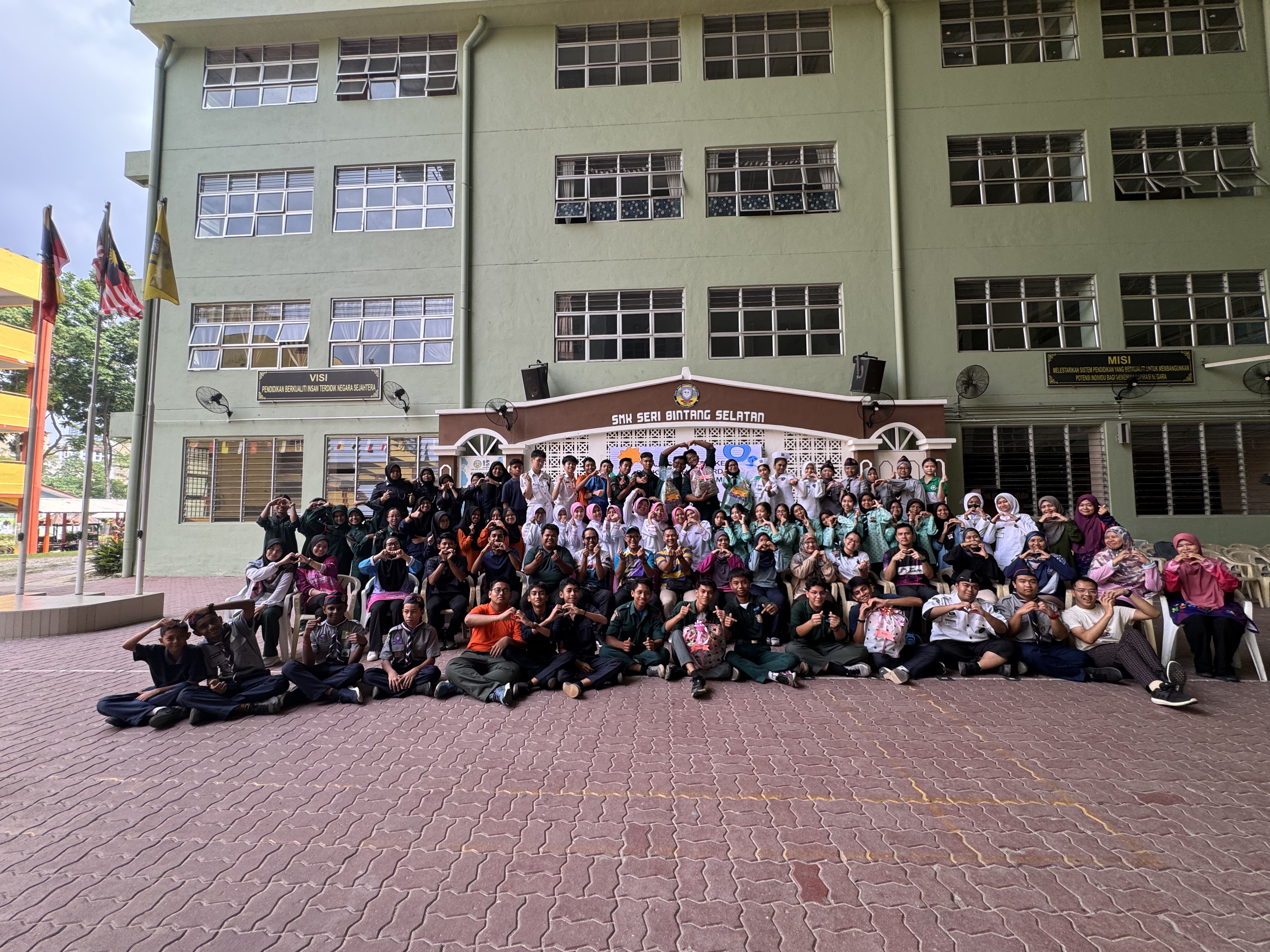 KEM PERKHEMAHAN PERDANA – Cikgu Luqman.com